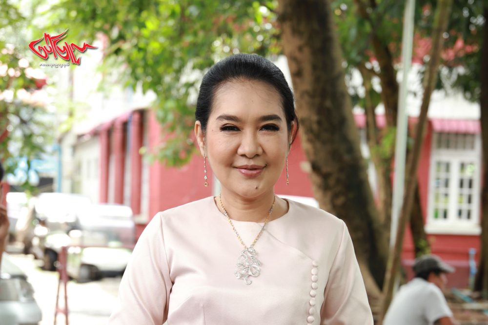 Moe Moe Myint Aung 2 | Popular