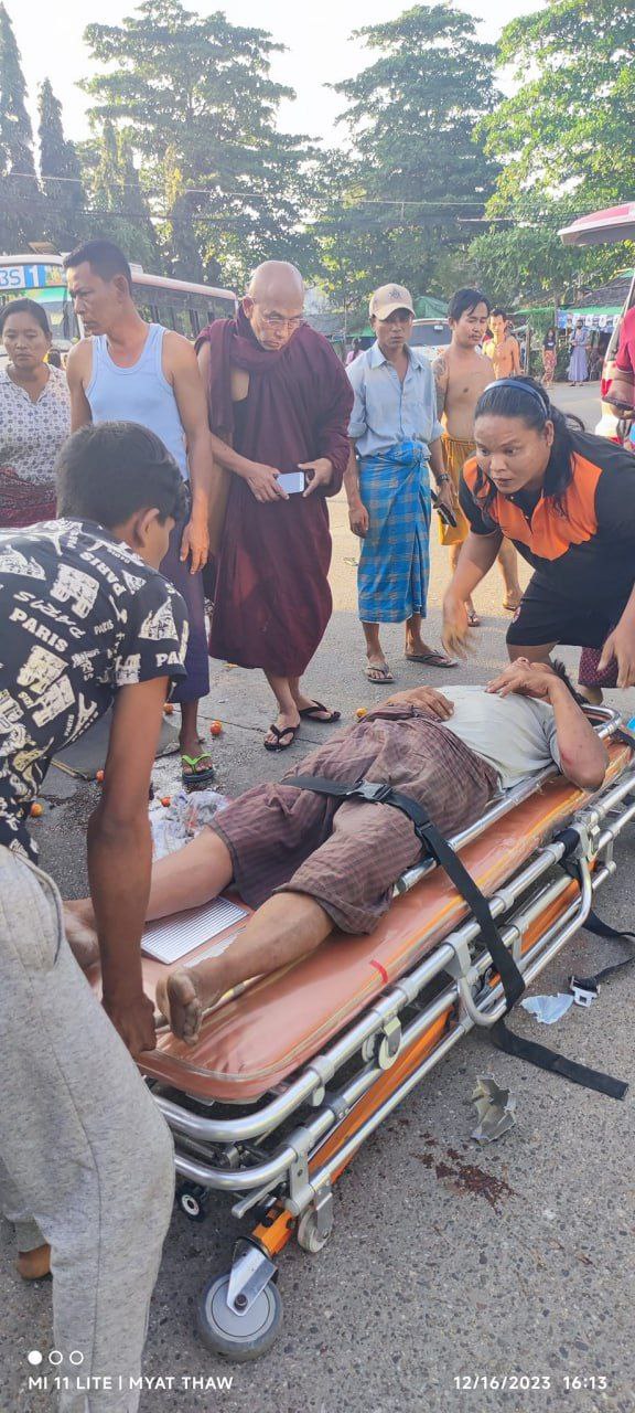 သင်္ဃန်းကျွန်းတွင် ဘေးတွဲဆိုင်ကယ်က အမှိုက်လှည်းအား ဝင်ရောက်တိုက်မိပြီး လူ ၃ ဦး ထိခိုက်ဒဏ်ရာမ